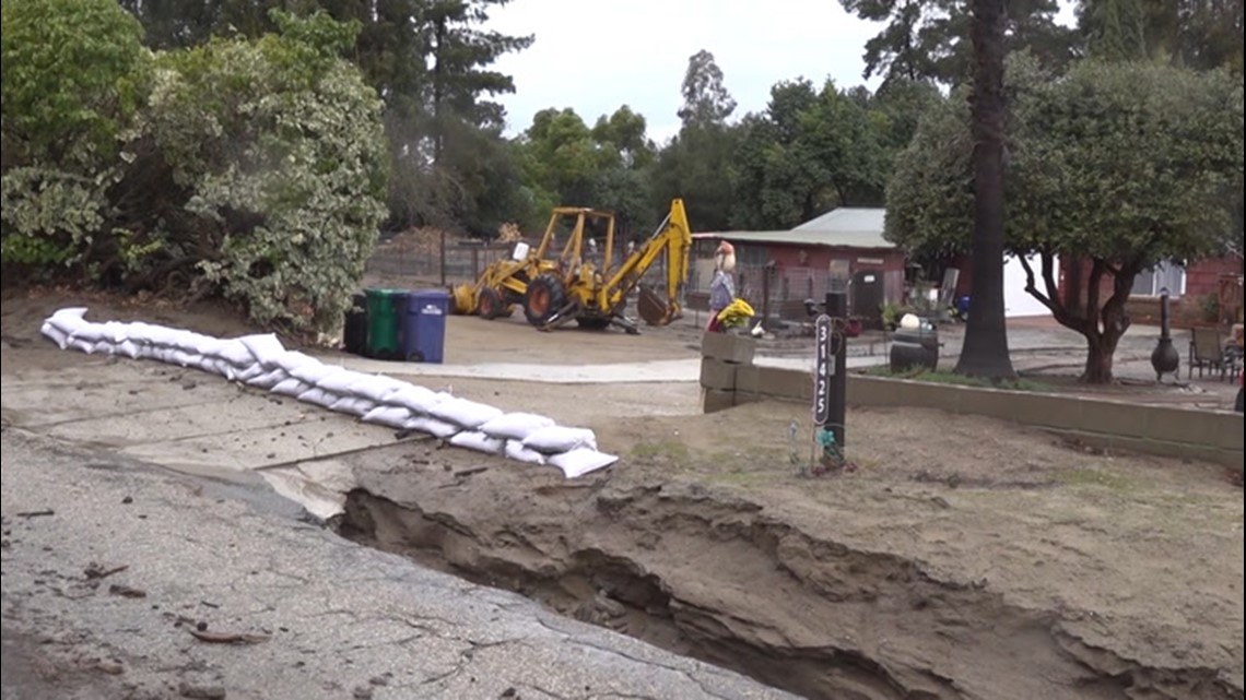 Mud slides hinder travel in California | ksdk.com