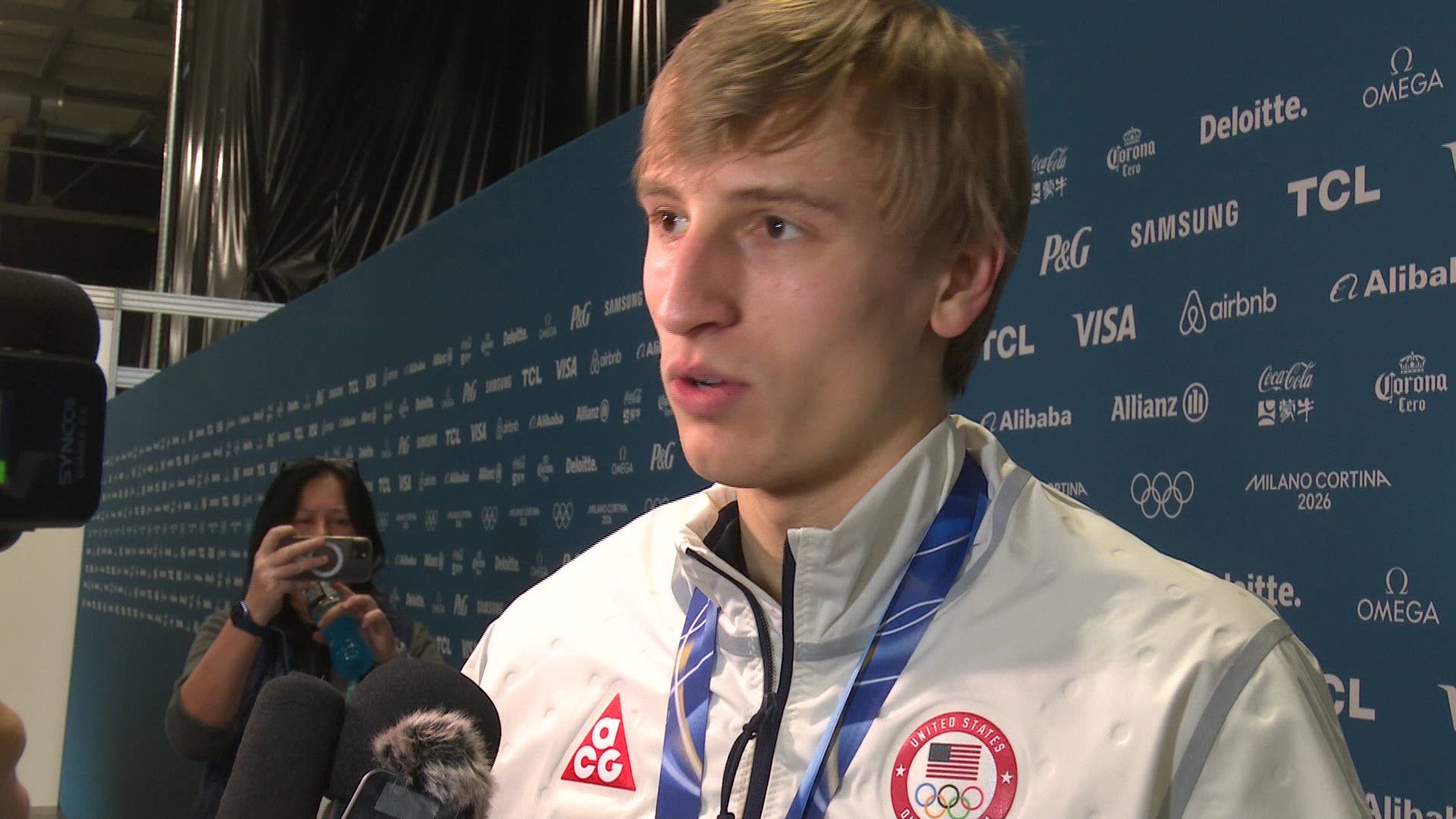 Jordan Stolz talks about record-setting Olympic performance | ksdk.com