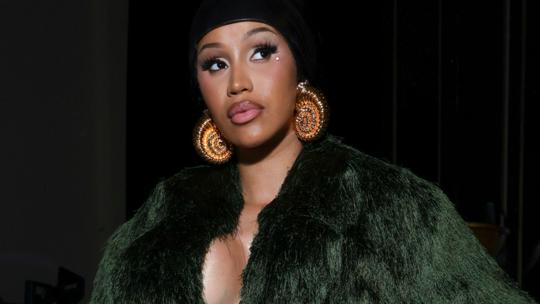 Jury finds Cardi B not liable in security guard assault lawsuit | ksdk.com