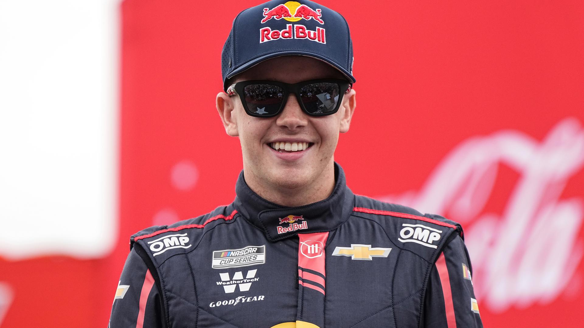 Connor Zilisch falls off car while celebrating Mission 200 win | ksdk.com