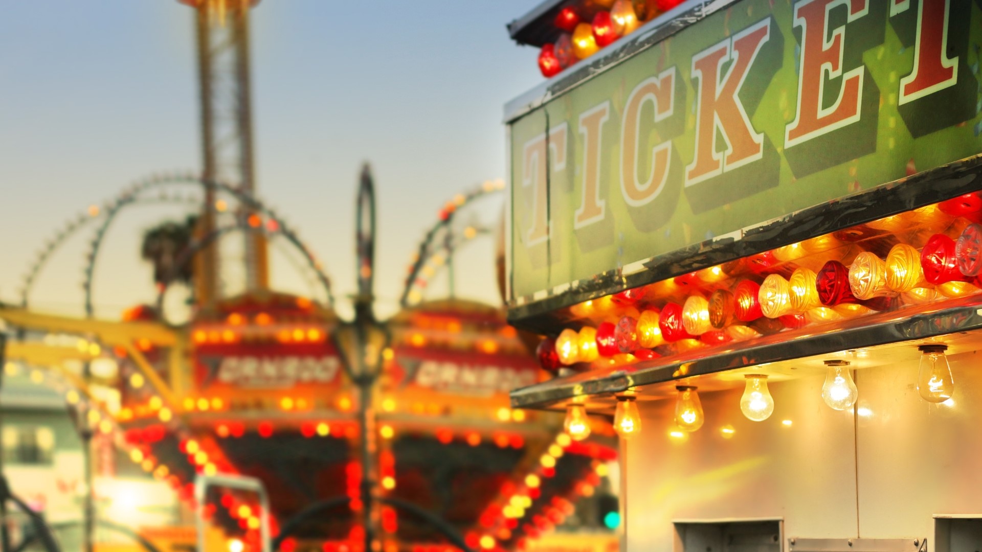 Boy thrown from Moby Dick carnival ride in Antioch, Illinois | ksdk.com