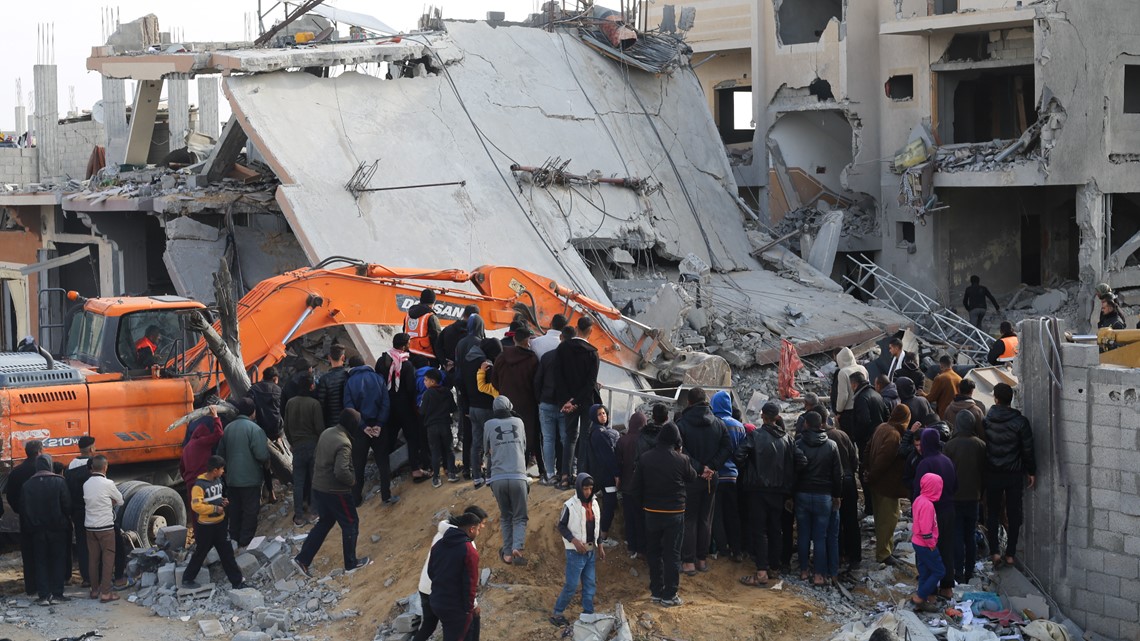 5 die in Gaza hospital seized by Israel as oxygen runs out | ksdk.com