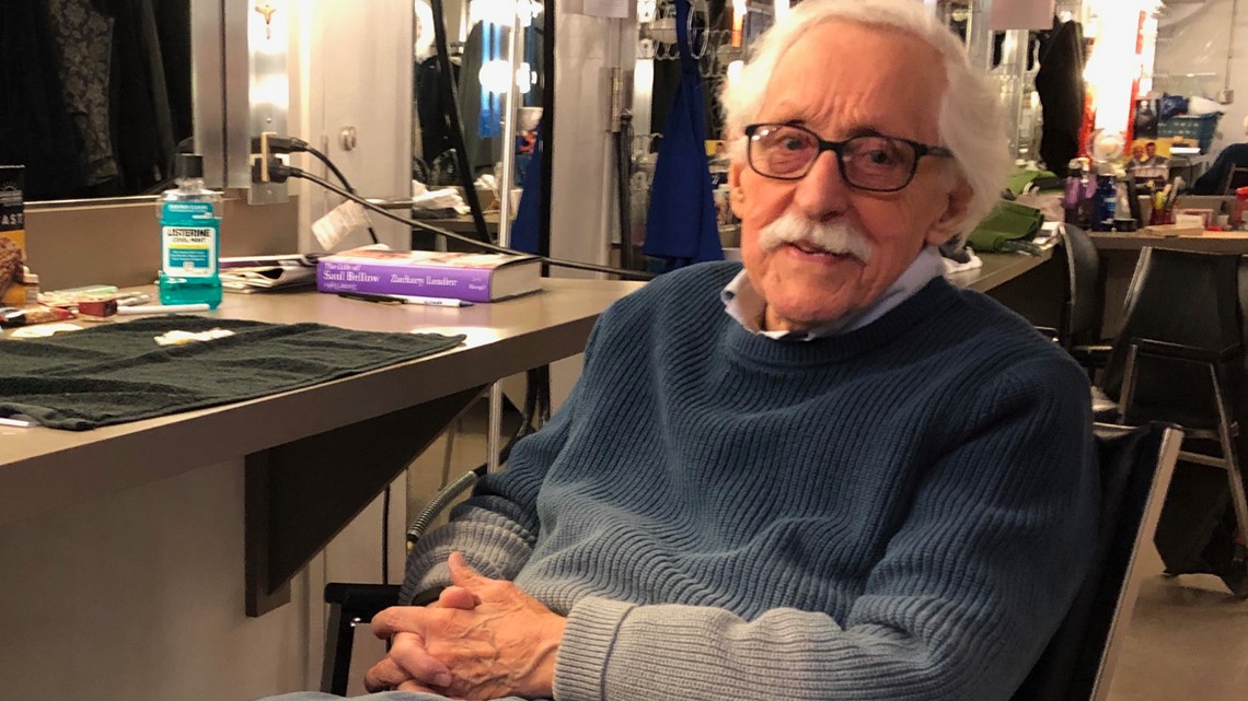 Mike Nussbaum, oldest working actor in US, dies at 99 | ksdk.com