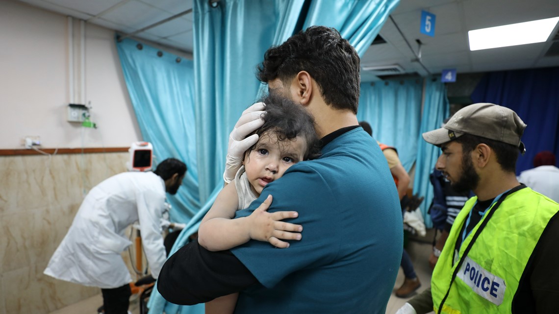 Second aid convoy reaches Gaza as Israel widens attacks | ksdk.com