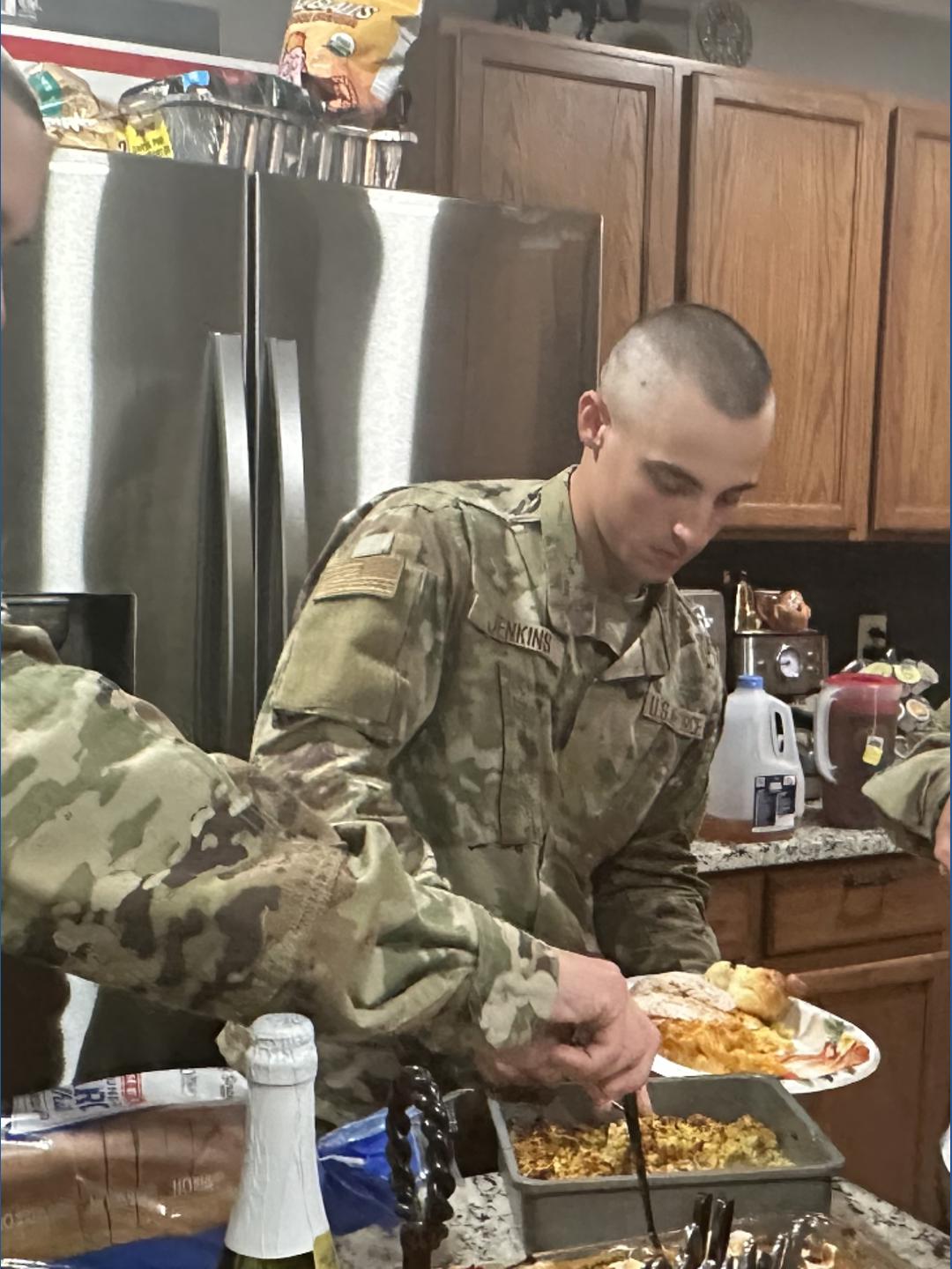 Home away from home: How families bring Thanksgiving to military ...