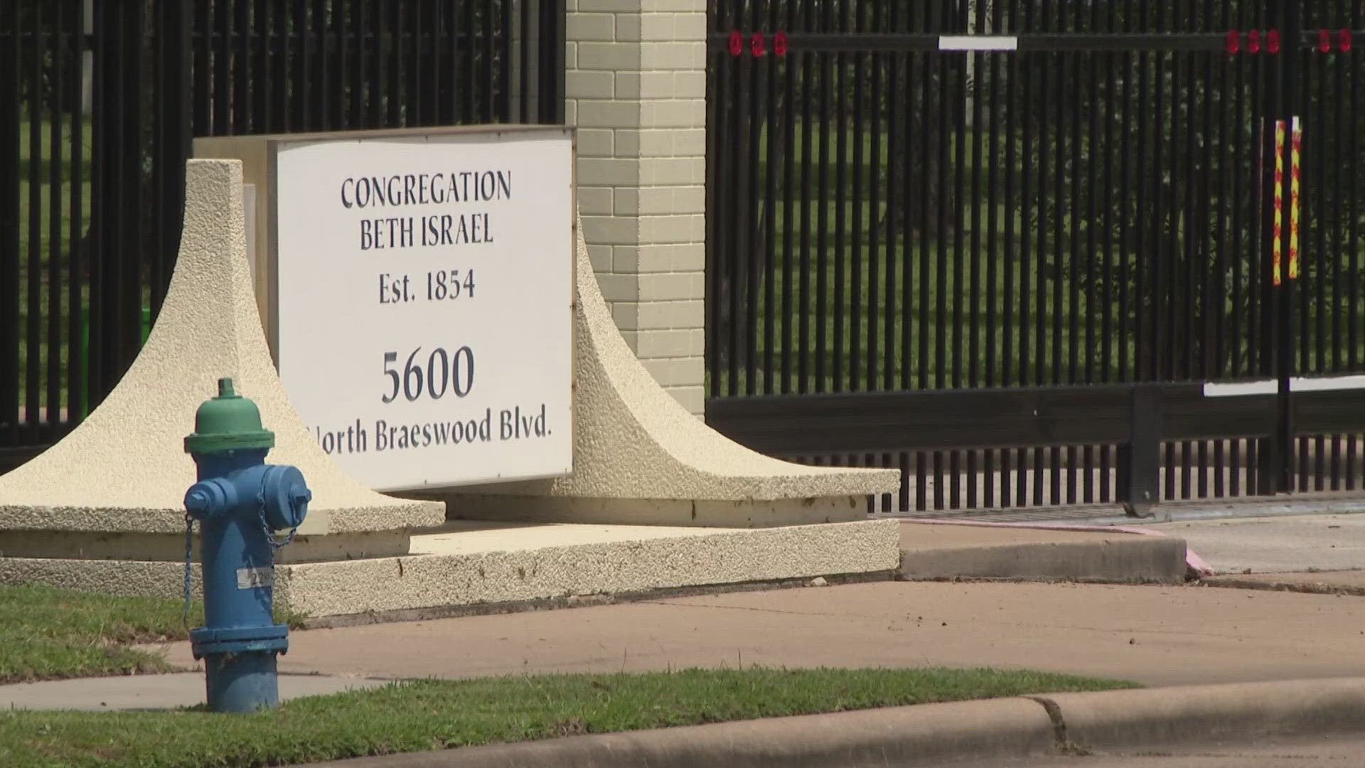 North Carolina teen charged in alleged Houston synagogue plot was ...