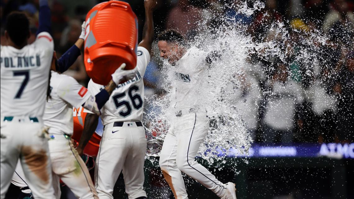 Mariners sweep Cardinals with 13th inning walk-off | ksdk.com