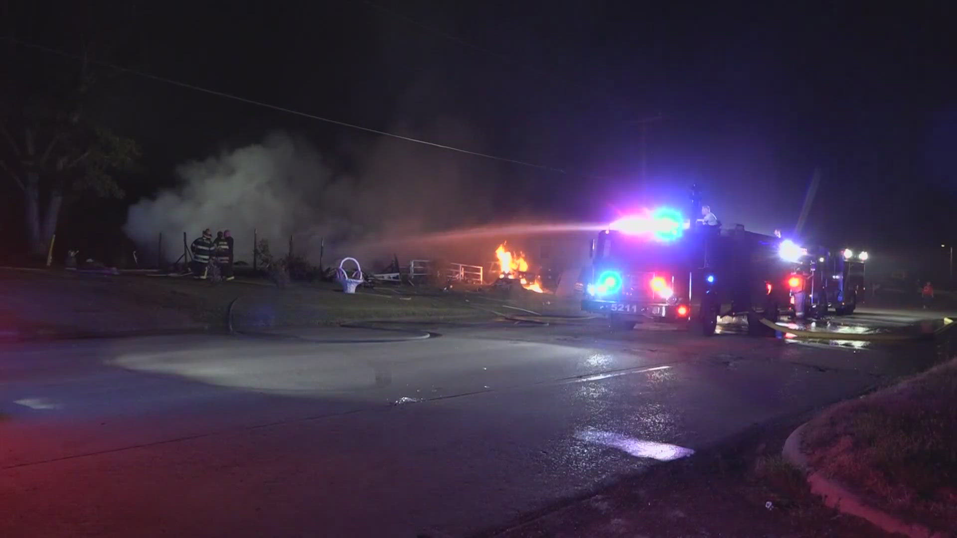 Home explosion in State Park Place injures 5 people | ksdk.com