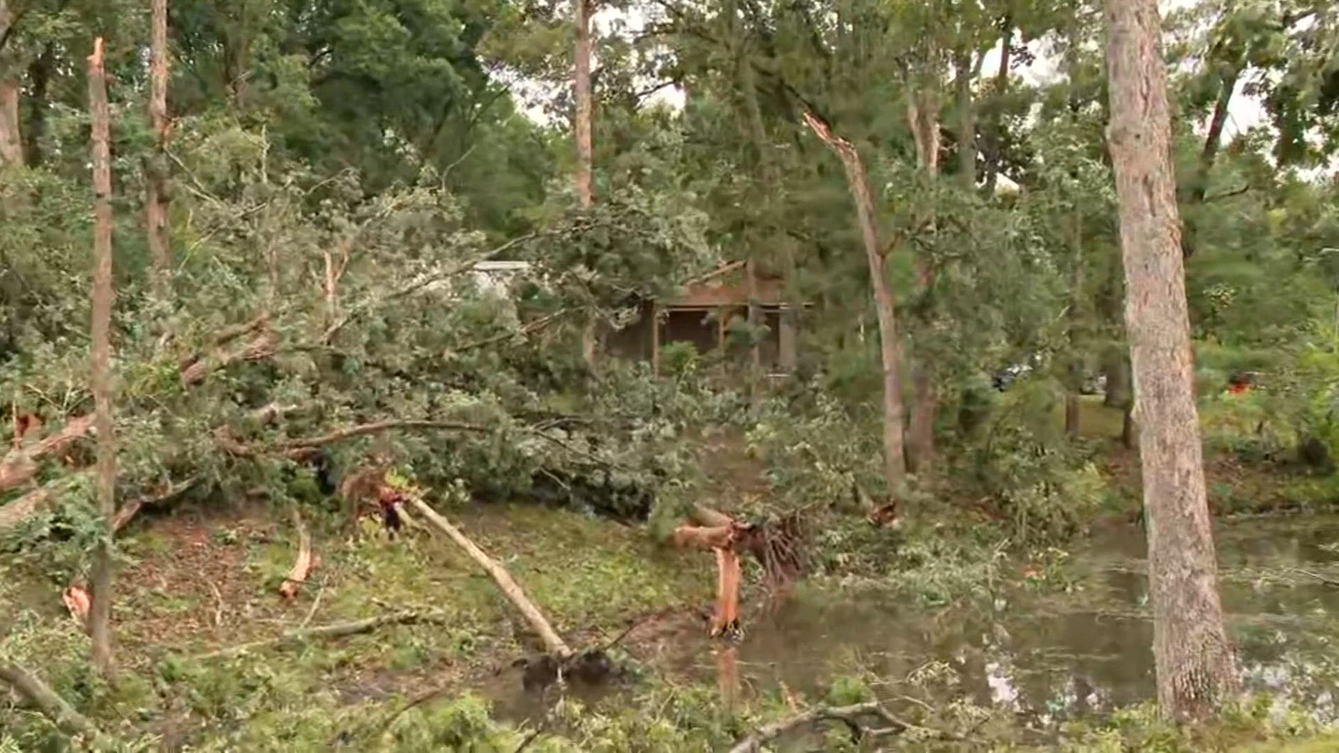 EF3 tornado hit Jefferson County, Illinois, Sunday as National Weather ...