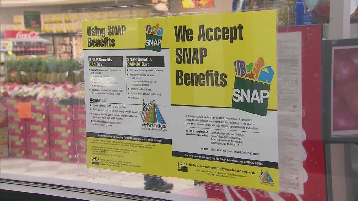 What Missouri and Illinois are doing amid the SNAP benefits pause ...