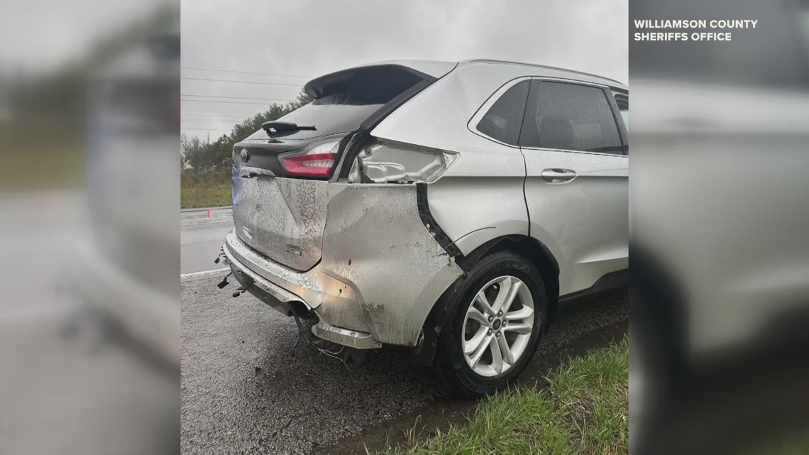 Lightning hits car while driving in Illinois | ksdk.com