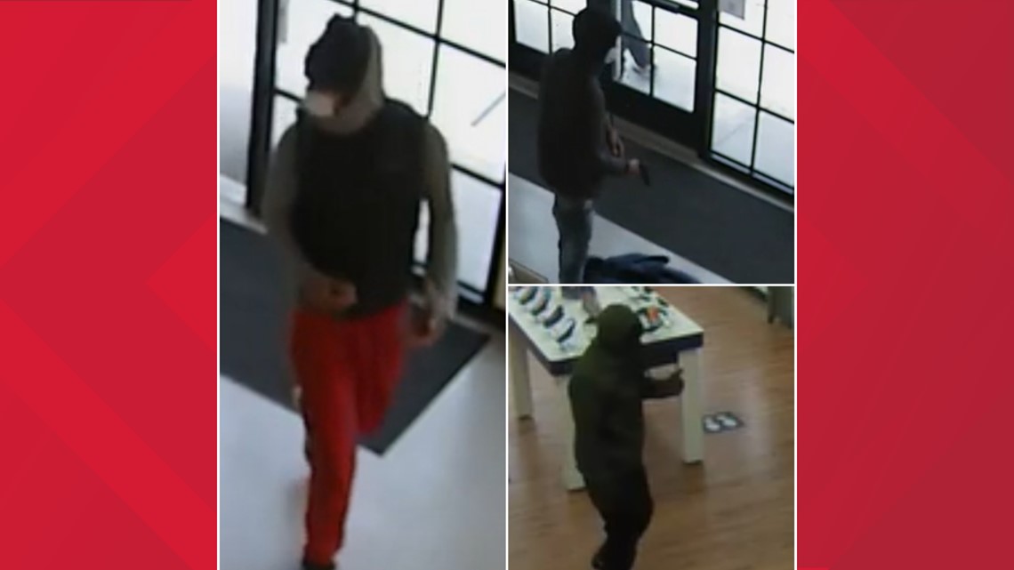 Police Searching For 3 Robbery Suspects In St Louis Area
