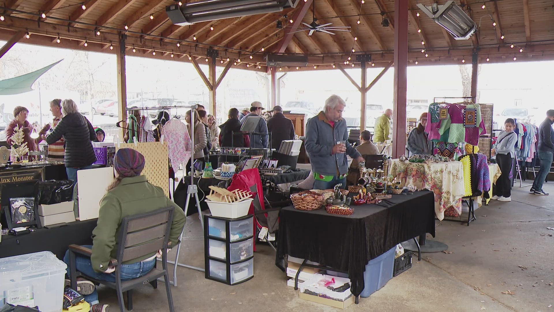 Holiday event highlights St. Louis local businesses | ksdk.com