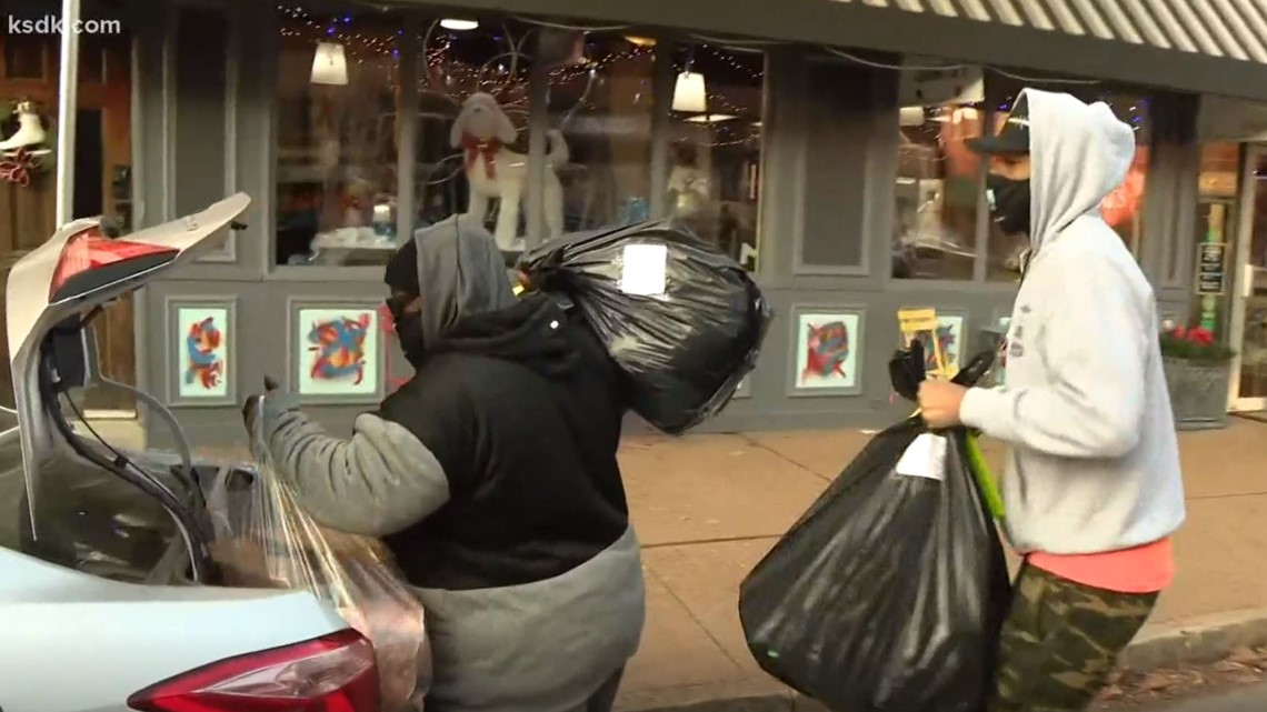 Dutchtown group provides food, donations for St. Louis families | ksdk.com