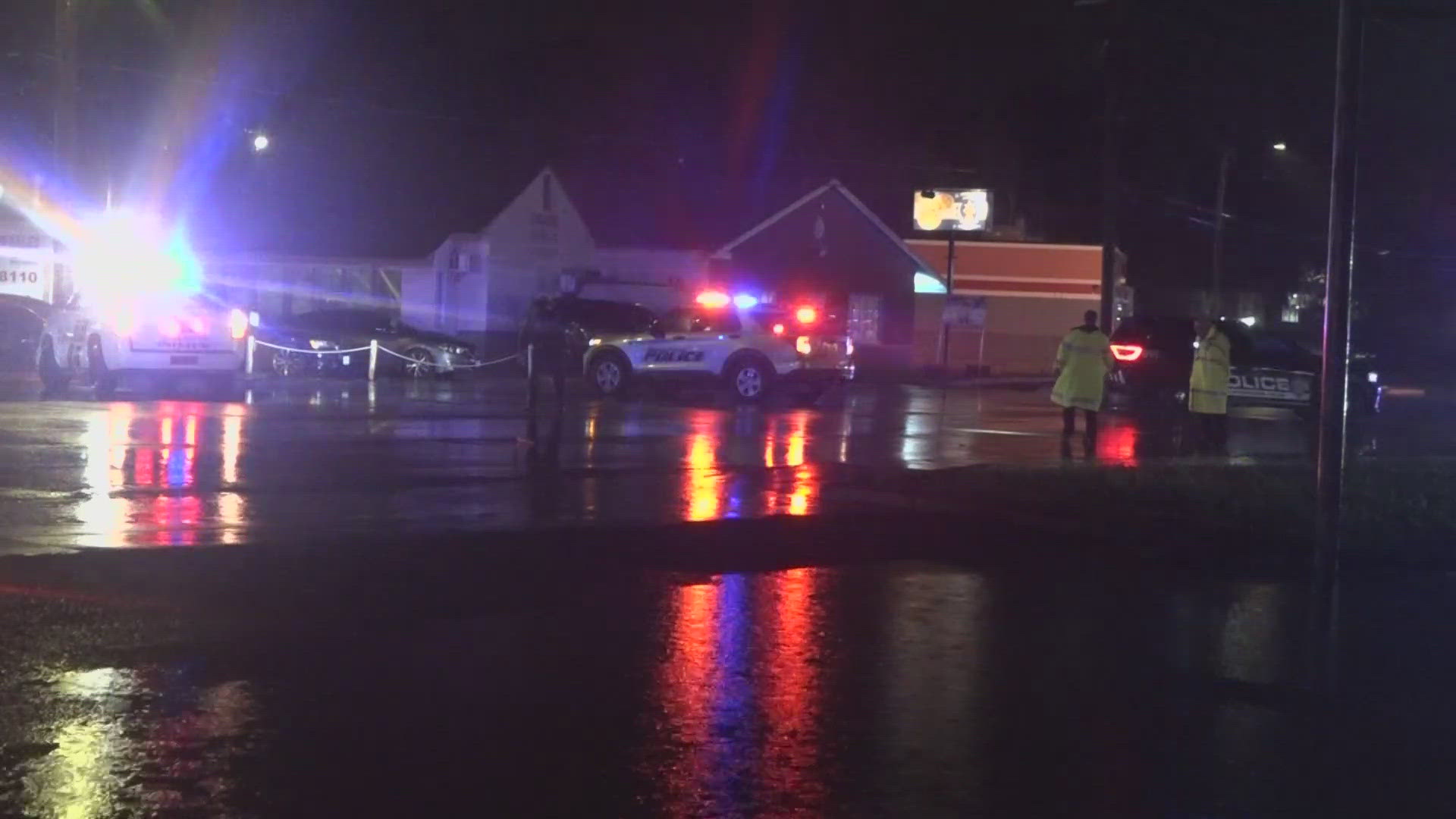 Bicyclist hit and killed on St. Charles Rock Road in St. Louis County | ksdk.com