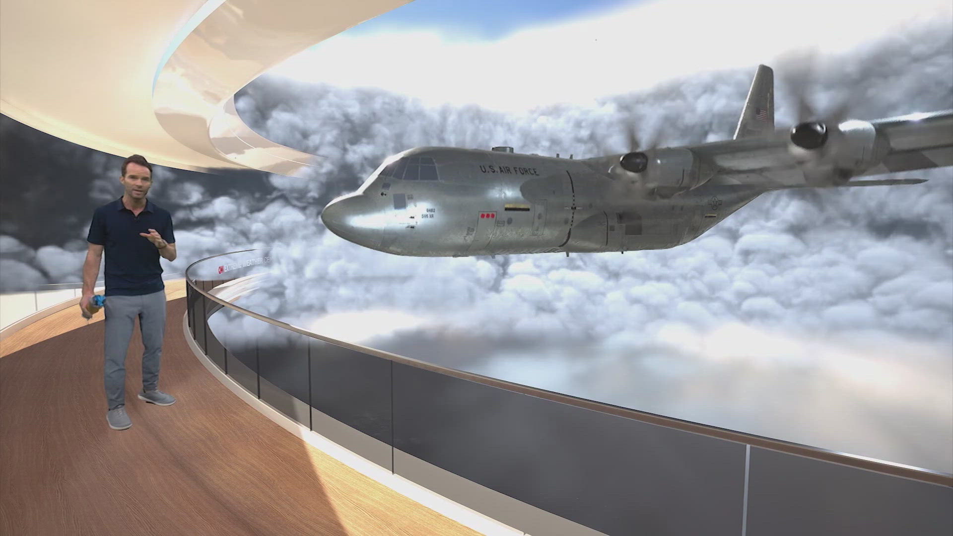 How Hurricane Hunters fly through the eye of a storm | ksdk.com