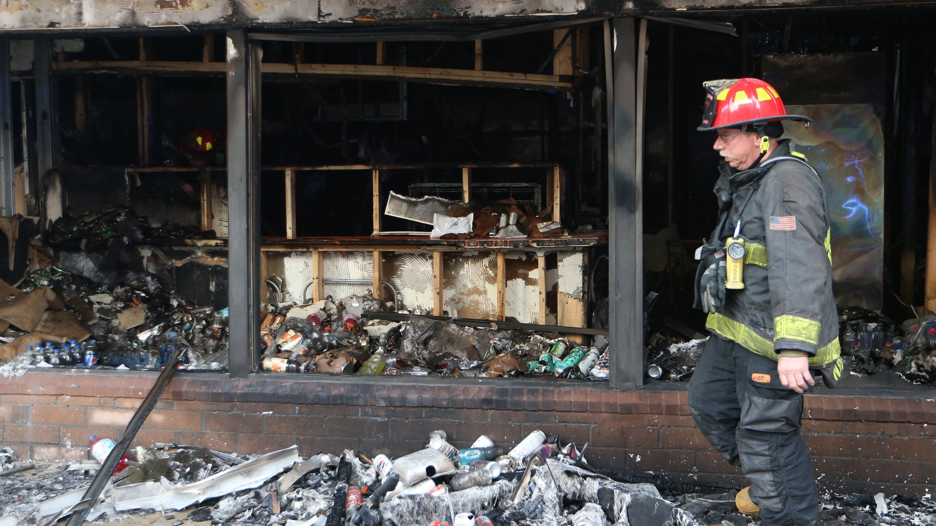 St. Louis riots: 7-Eleven burned down | ksdk.com