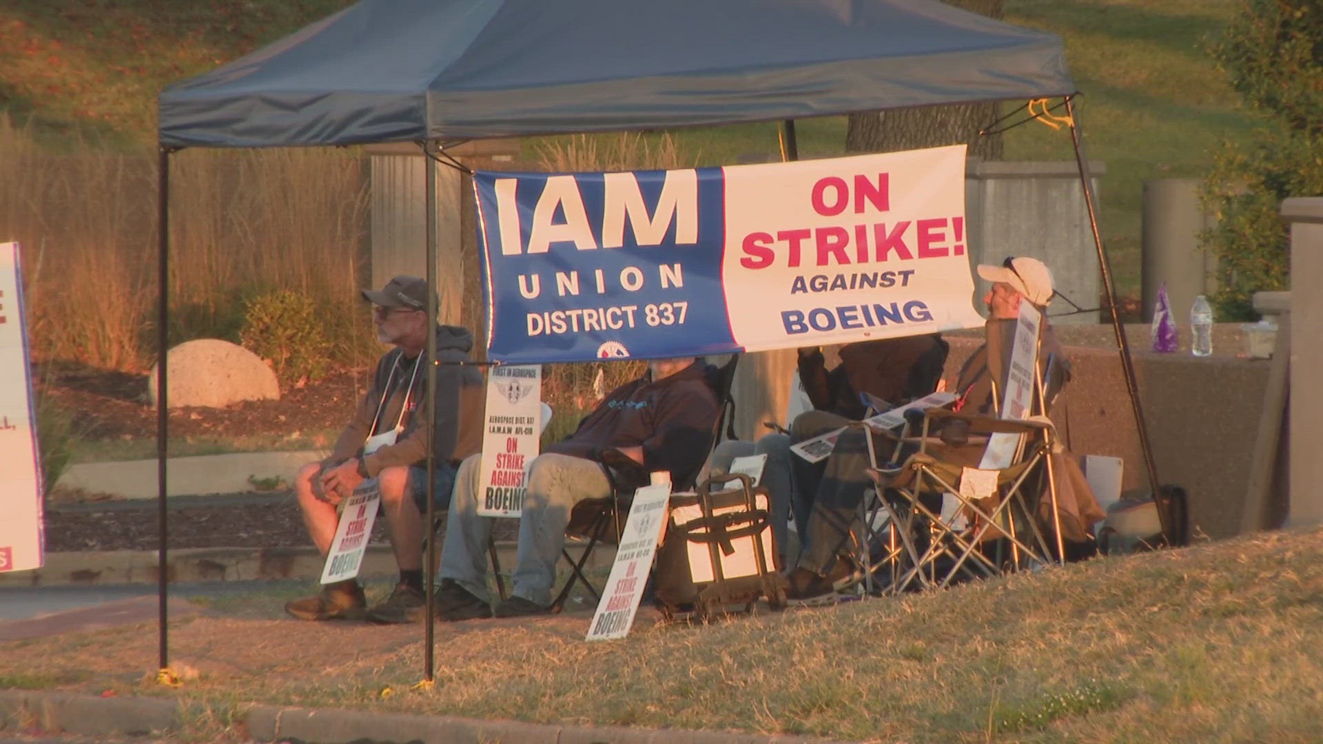 Boeing, union resume negotiations | ksdk.com
