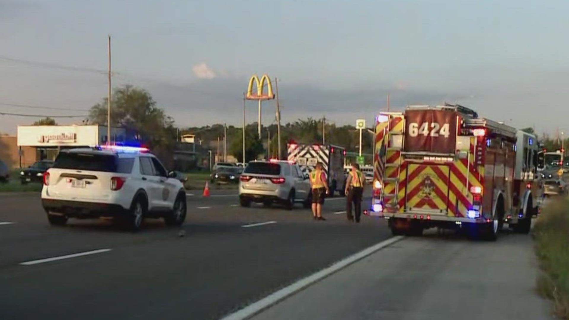 Pedestrian killed on Missouri Route 30 in Friday morning crash | ksdk.com