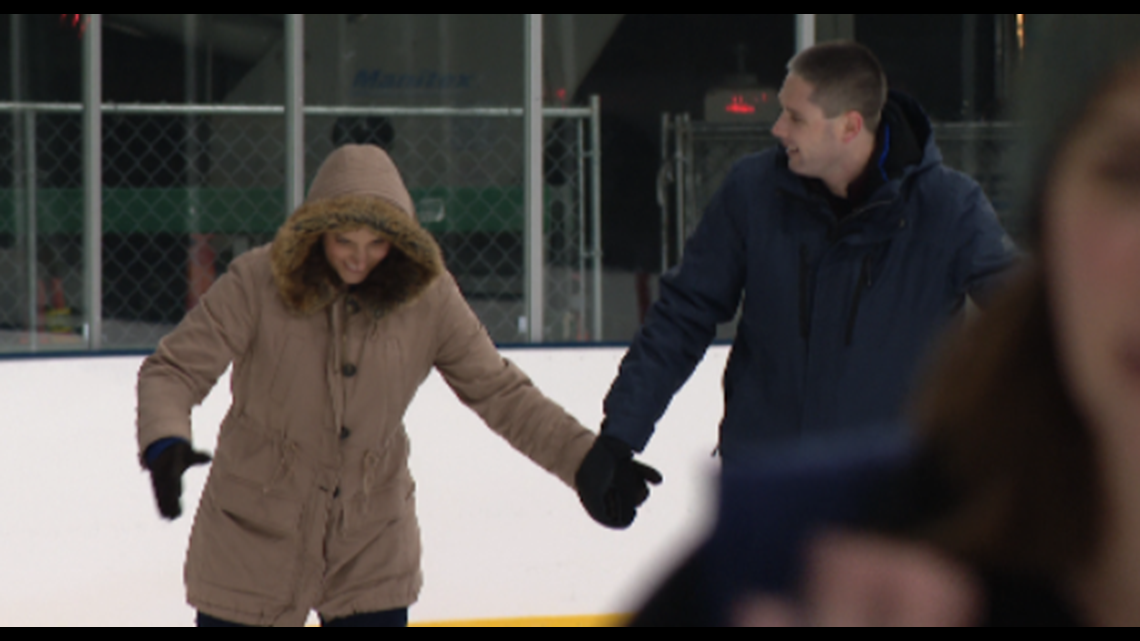 Outdoor skating rink opens at Centene Community Ice Center | ksdk.com