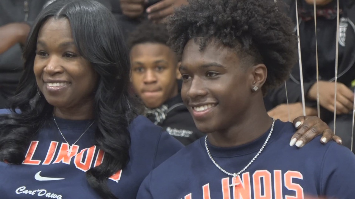 8 Cardinal Ritter players sign with colleges Wednesday | ksdk.com