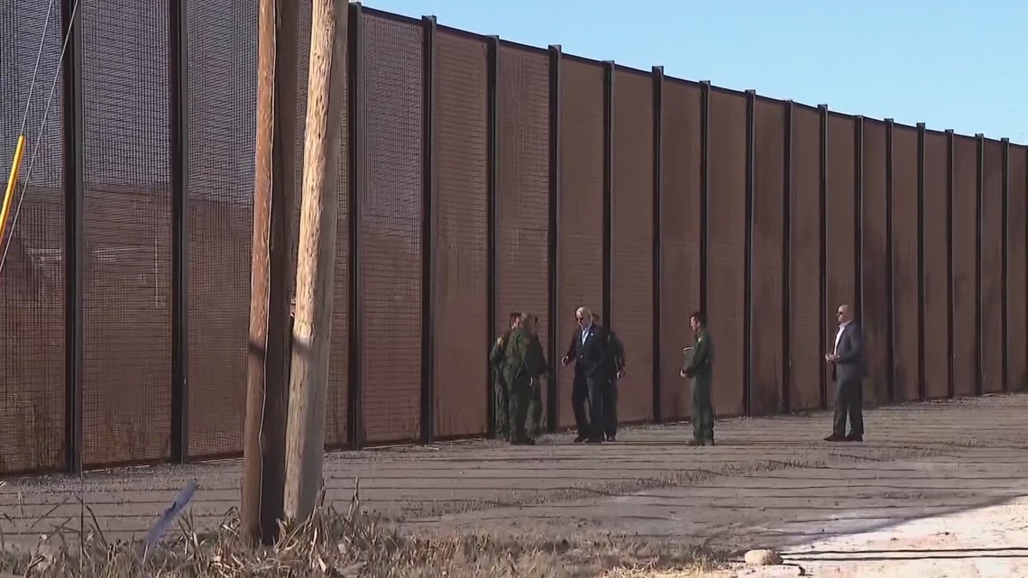Border walls and barricades: DNC and shifting stances | ksdk.com