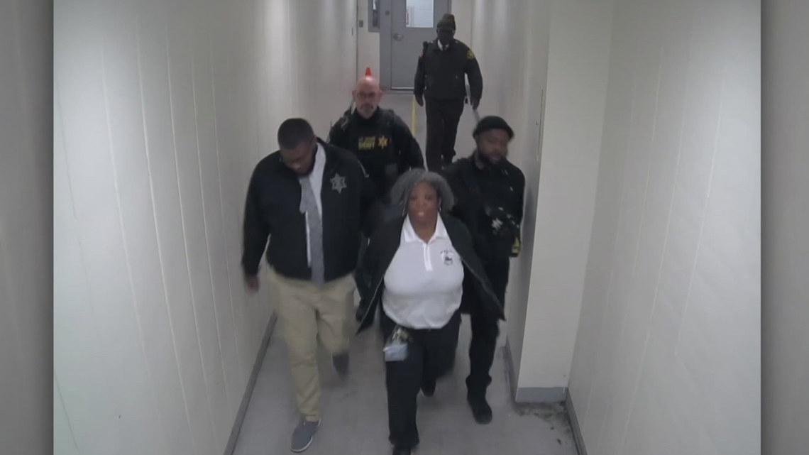 Video shows St. Louis jail official handcuffed, lawsuit accuses sheriff ...
