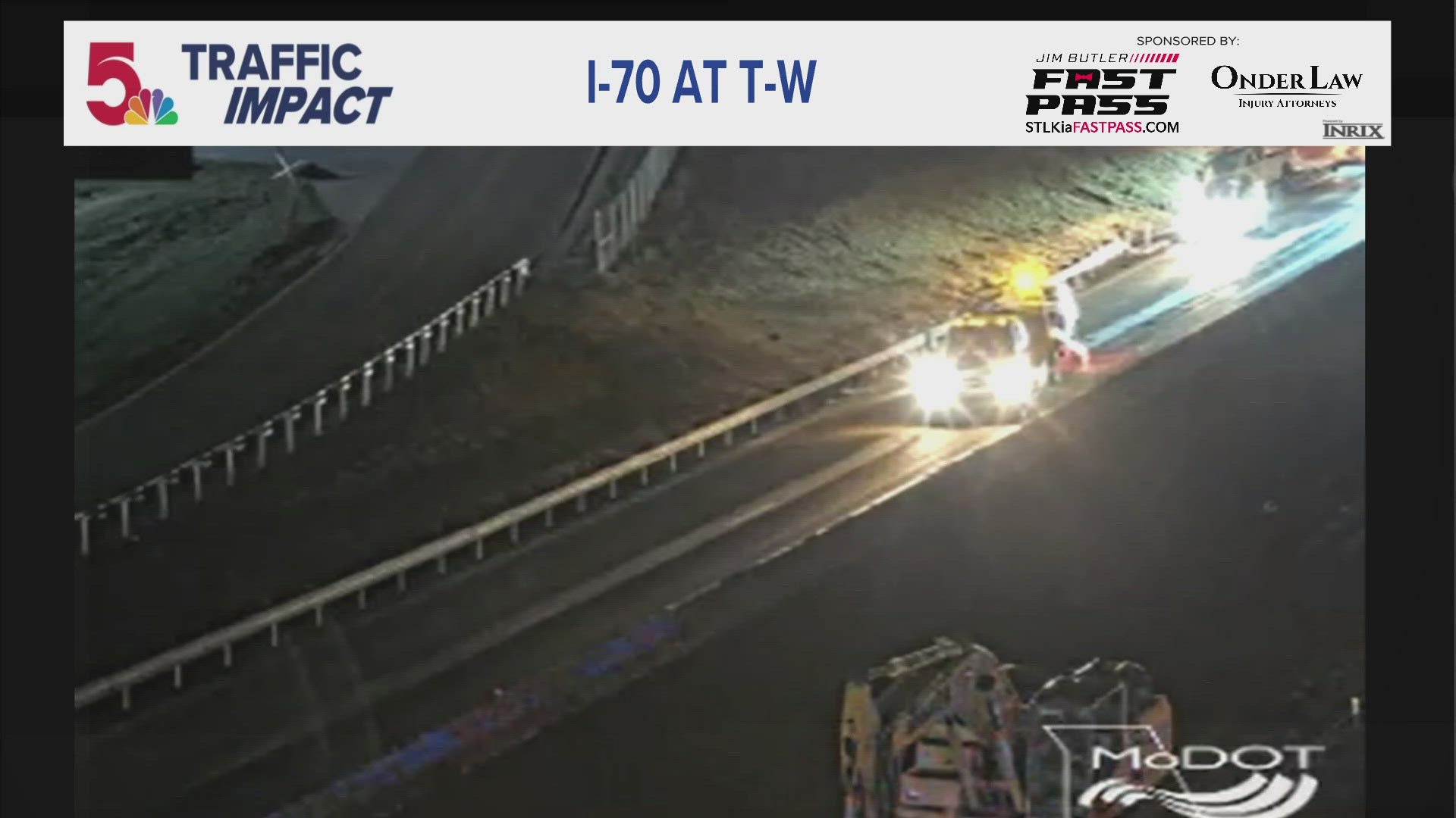 Crash closes southbound I-55 at Arsenal | ksdk.com