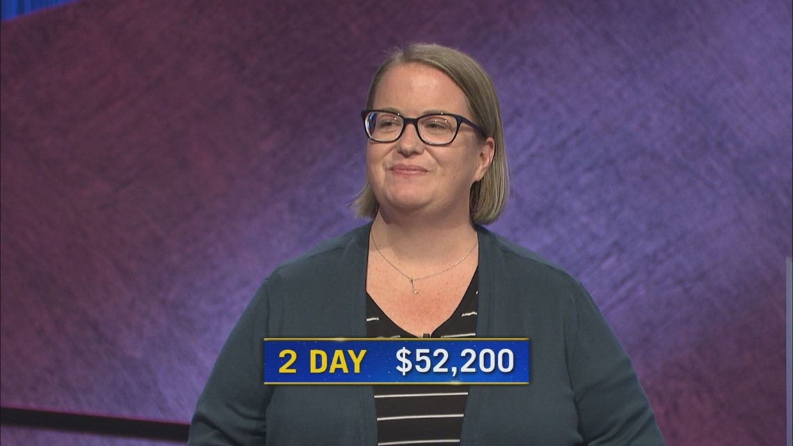 St. Louis teacher up to $50K after second Jeopardy! win | ksdk.com