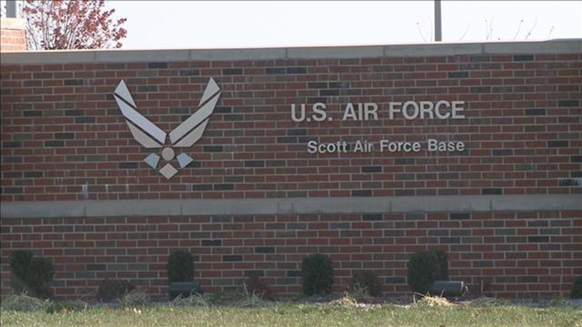 Scott AFB back to normal after suspicious package, bomb threat | ksdk.com