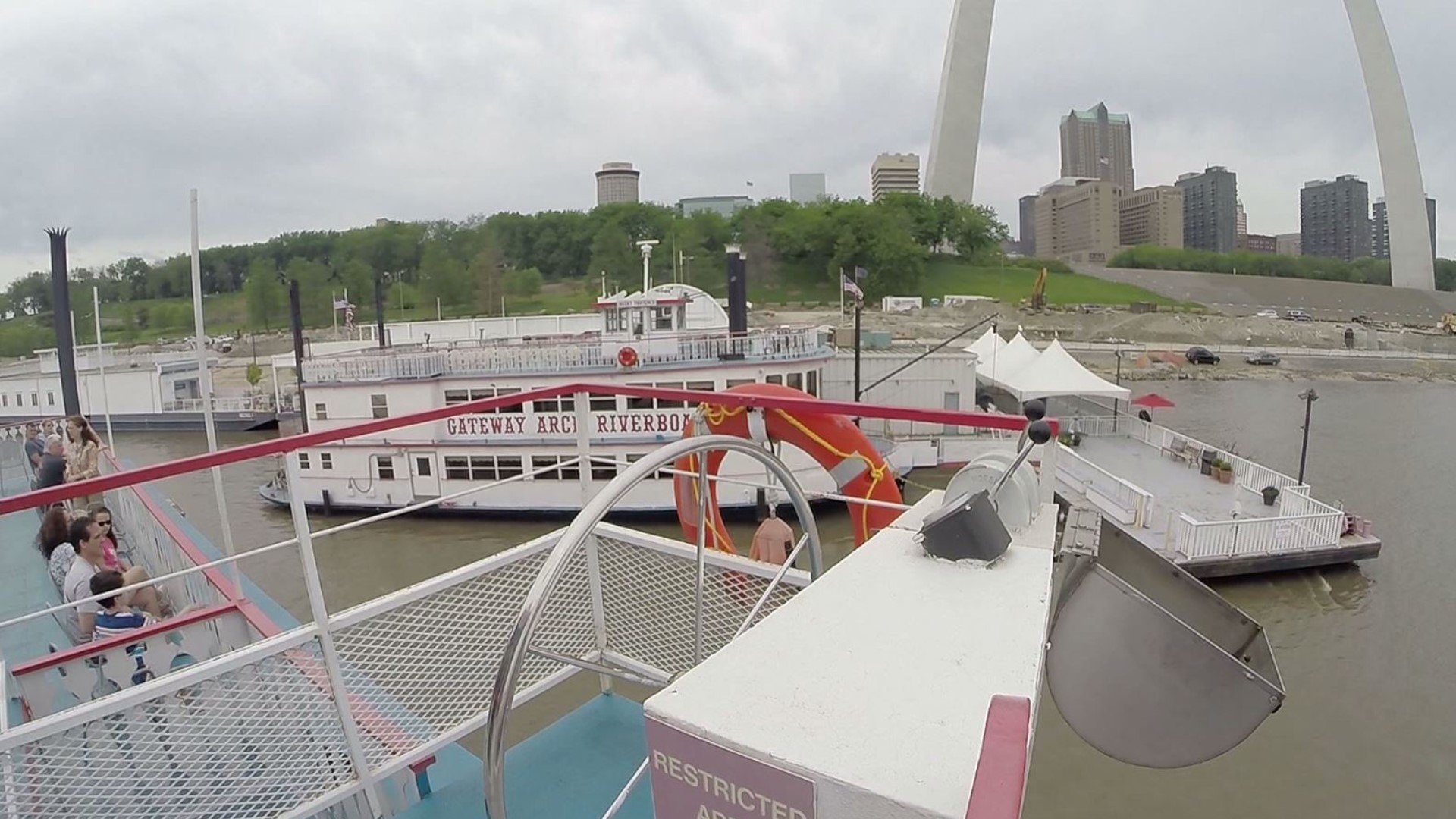 St. Louis: Are the Riverboats at the Arch open? | ksdk.com