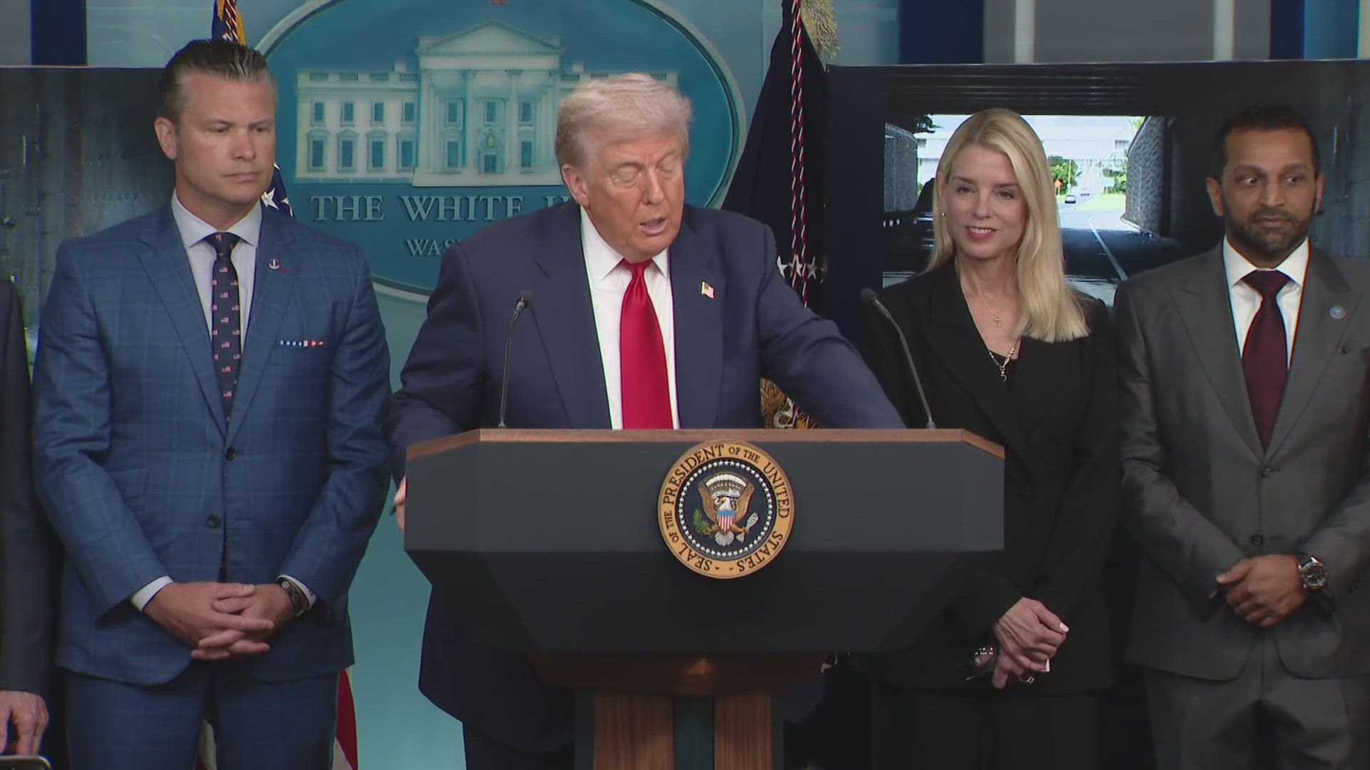 Chicago prepares for National Guard, ICE | ksdk.com