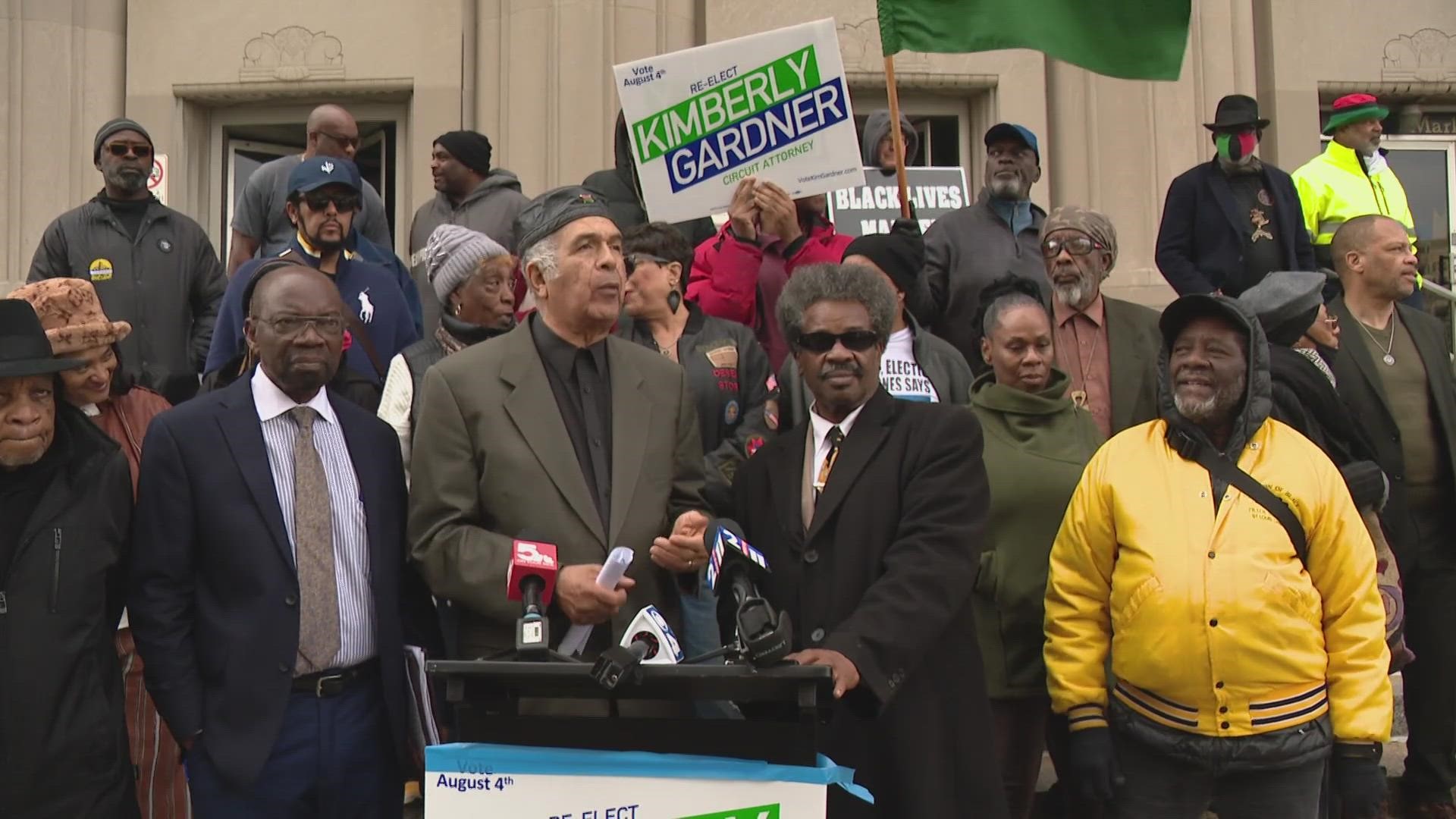 Support of circuit attorney Kim Gardner continues despite measure to ...