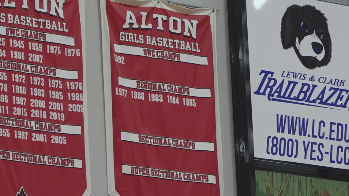 Alton girls basketball program riding historic season in 20203 | ksdk.com