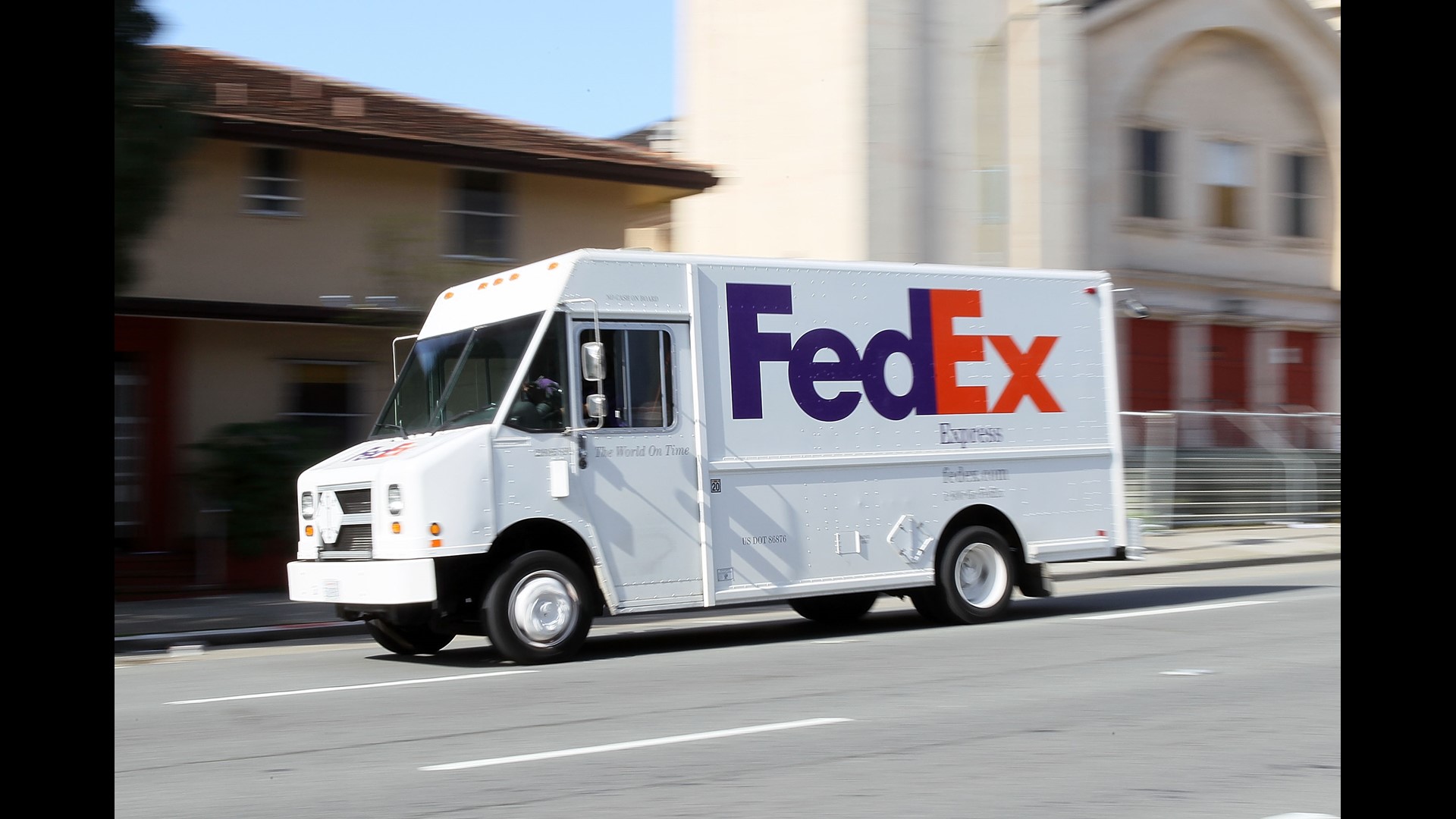 St. Peters man fed up with speeding FedEx driver | ksdk.com
