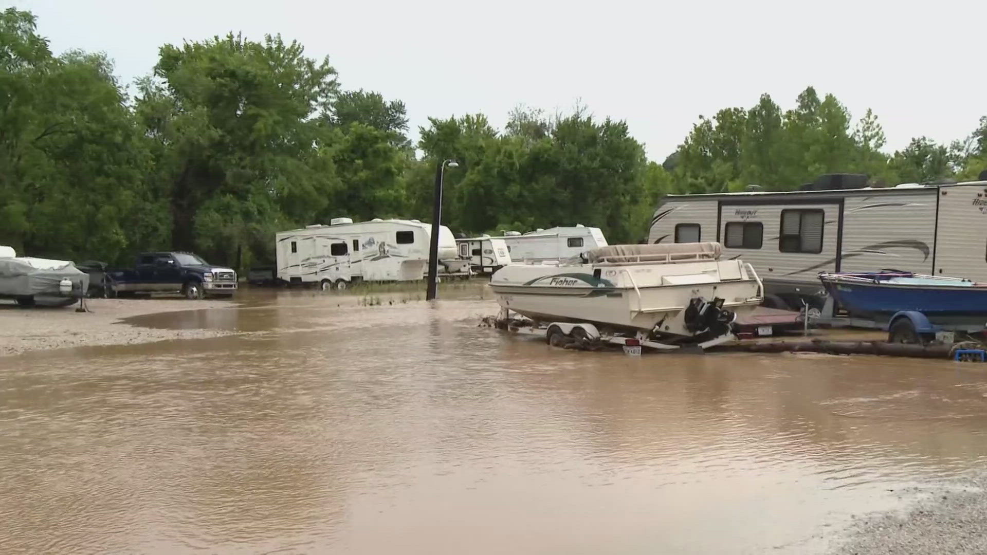 Flooding causes water rescue in RV park in Jefferson County, Missouri ...