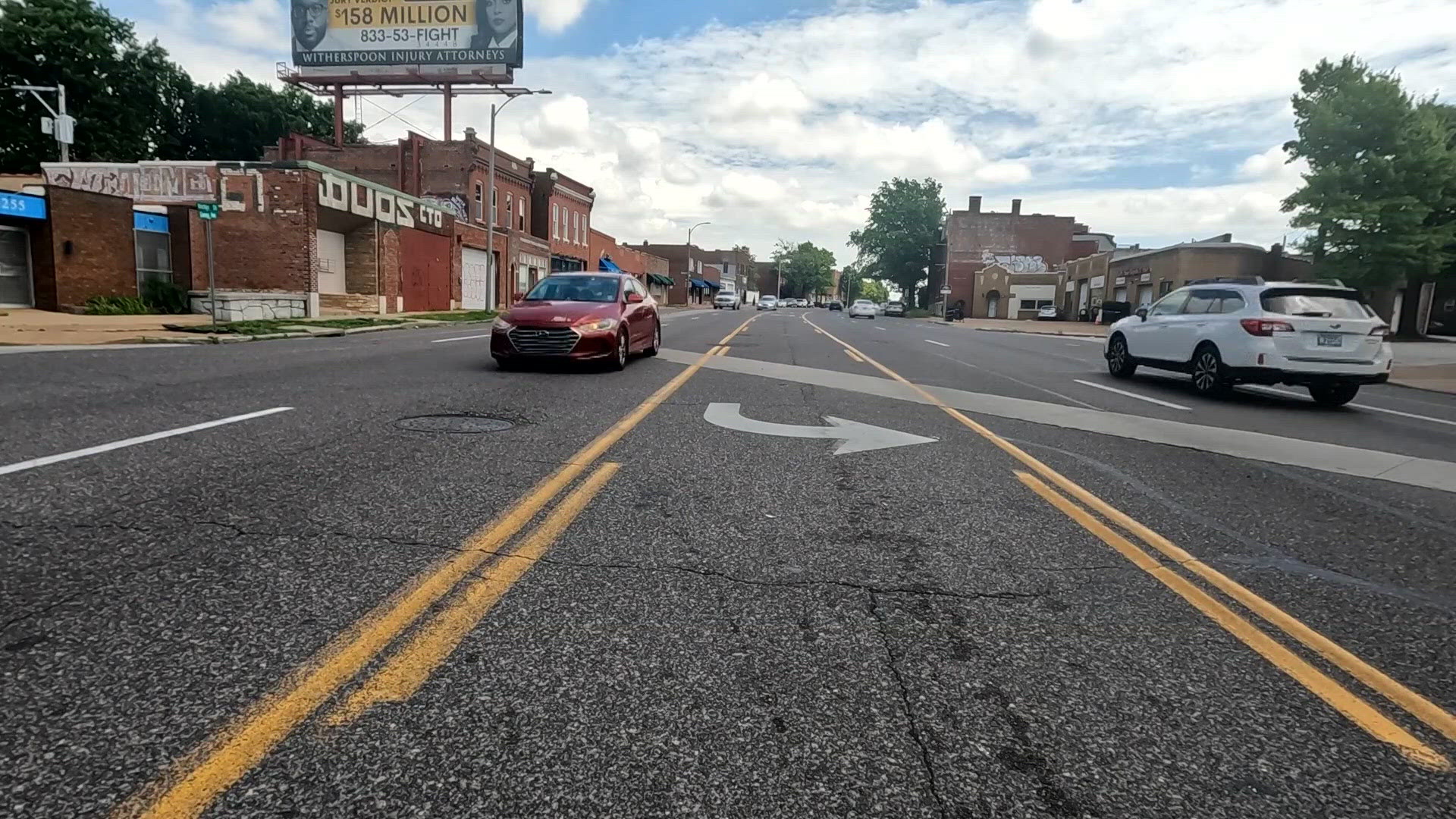 Man dies after being hit by multiple vehicles in south St. Louis | ksdk.com