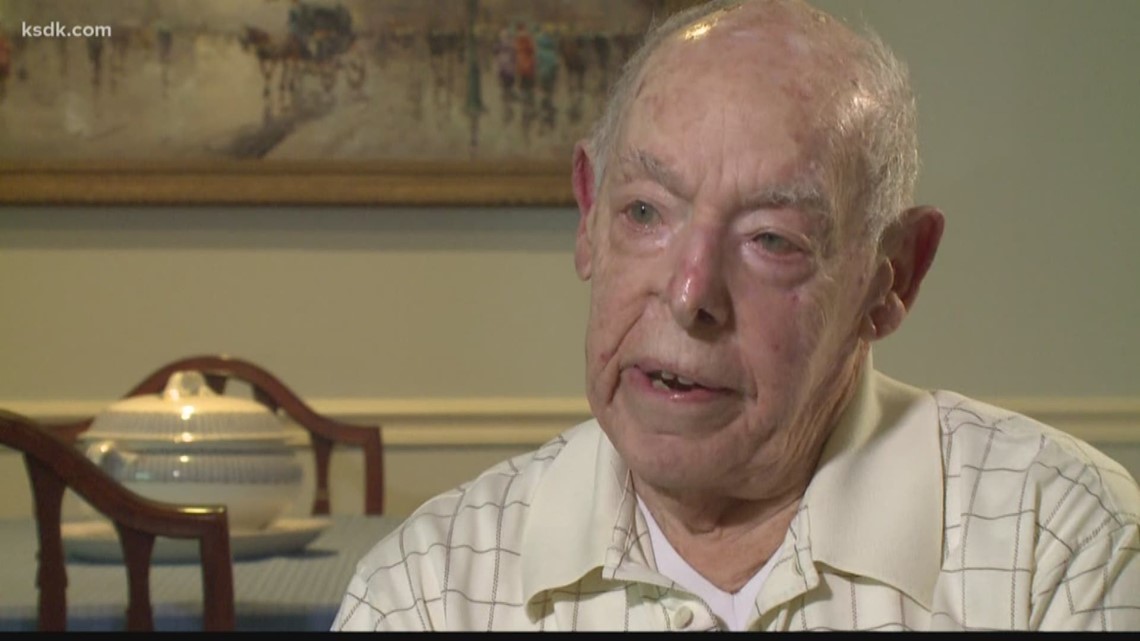 This 97-year-old veteran from St. Louis was a bombardier on D-Day ...