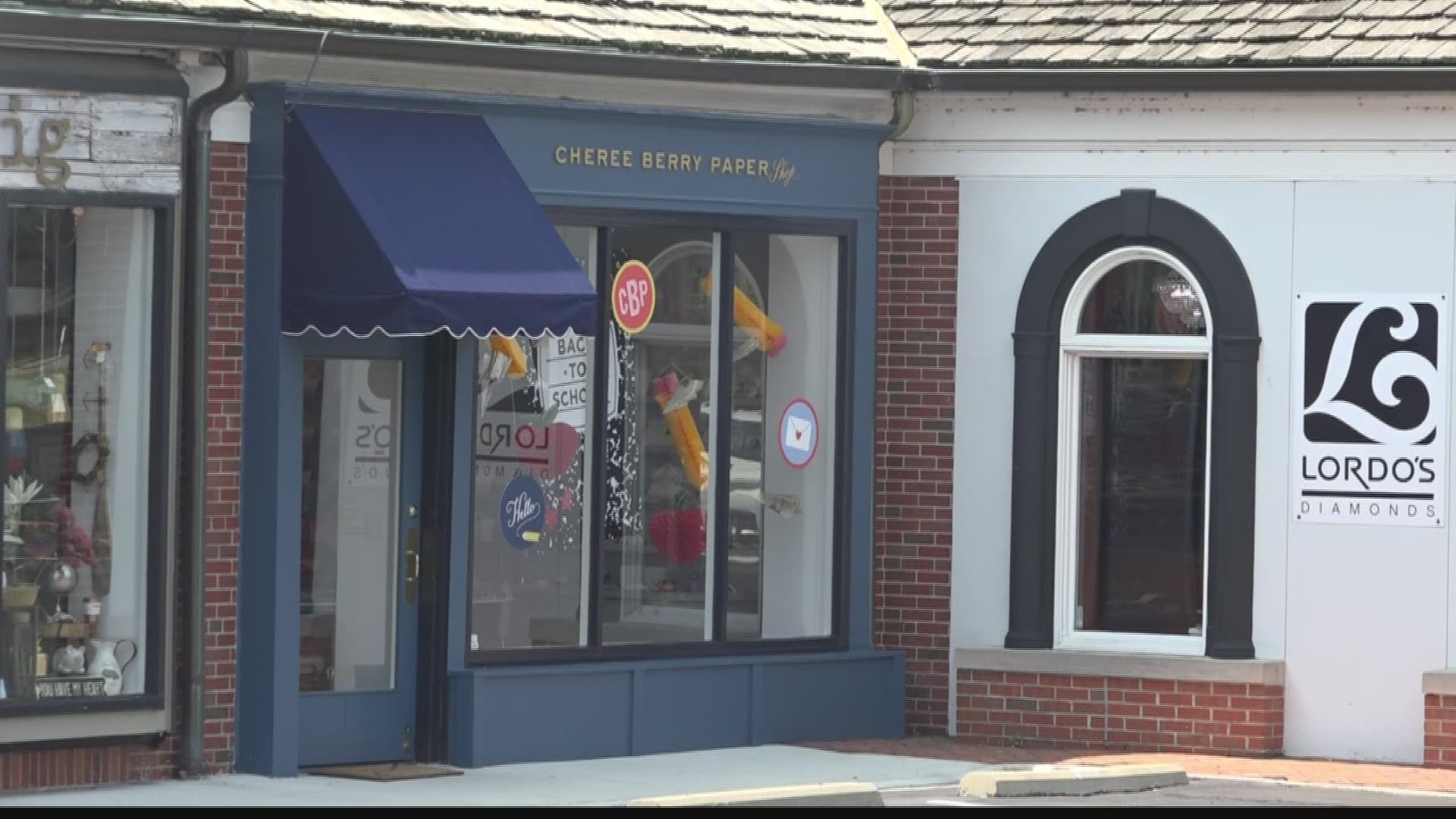 Cheree Berry Paper opens storefront in Ladue | ksdk.com