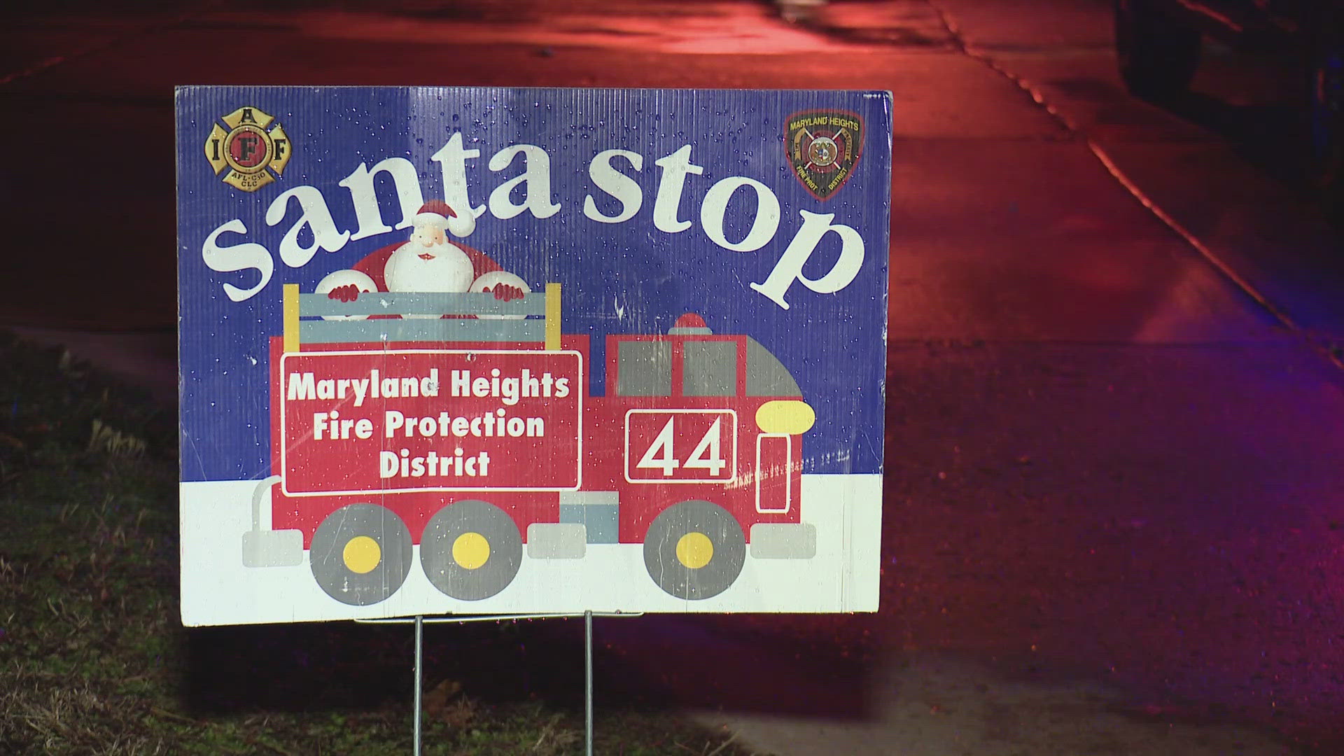 Operation Santa parades through Pinehurst | ksdk.com