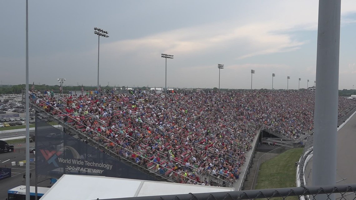 Sold-out Enjoy Illinois 300 race brings in millions for Illinois | ksdk.com