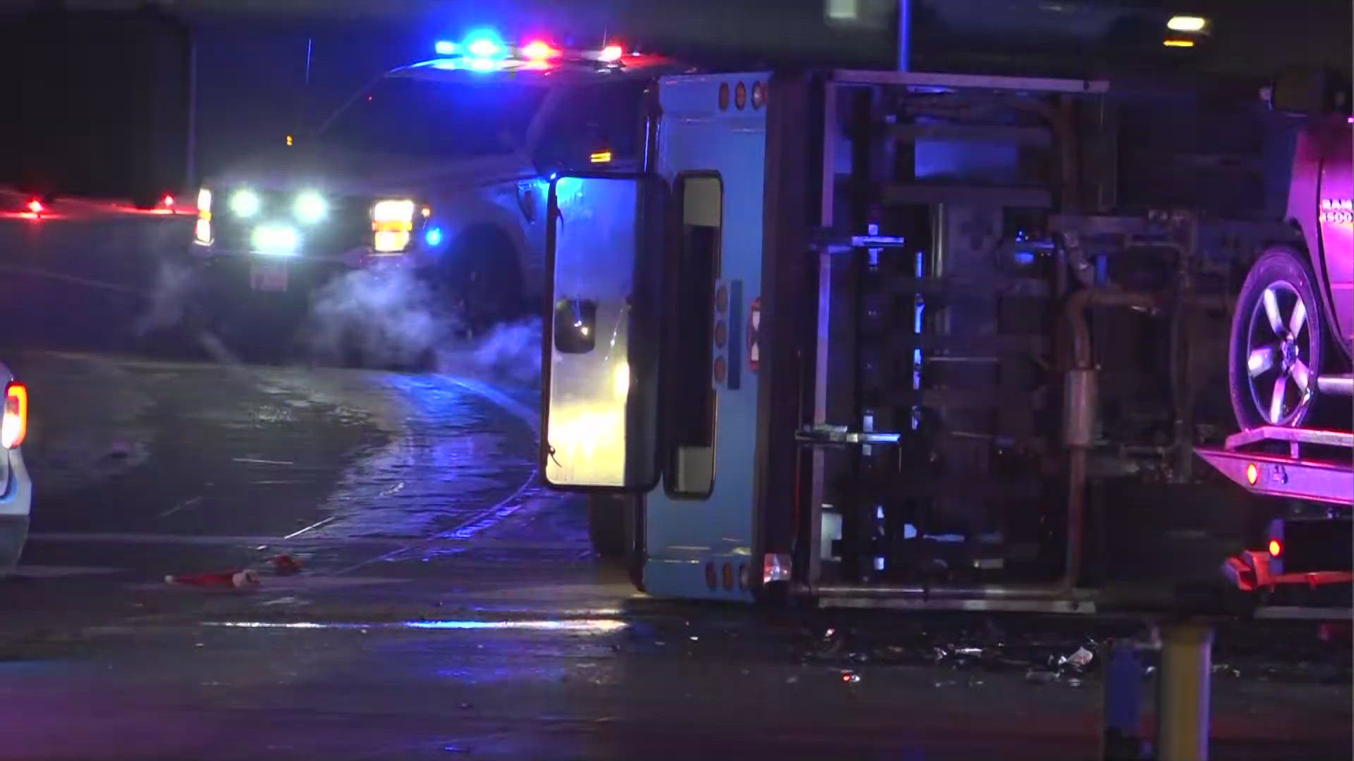 3 injured in Metro Call-A-Ride rollover crash in north St. Louis County ...