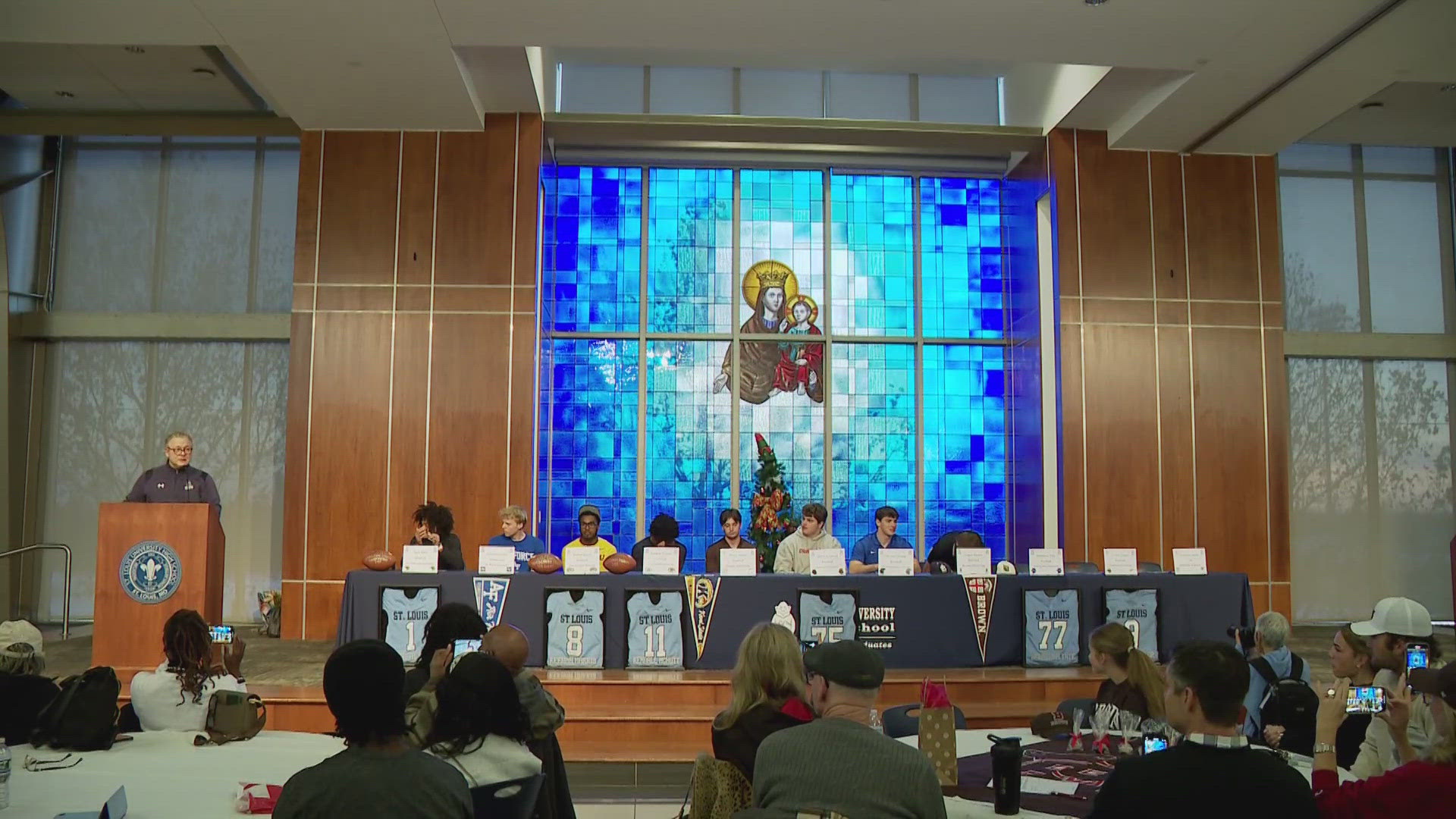 Six SLUH football players sign for college | ksdk.com