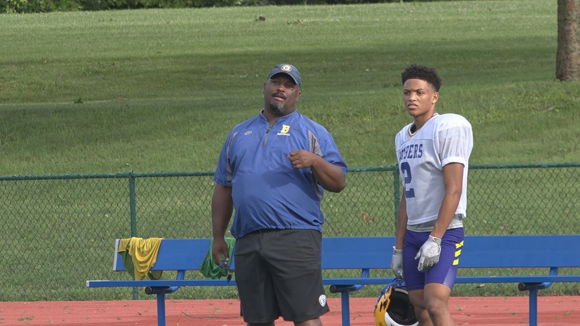 John Burroughs football player brings plays to life with support from ...