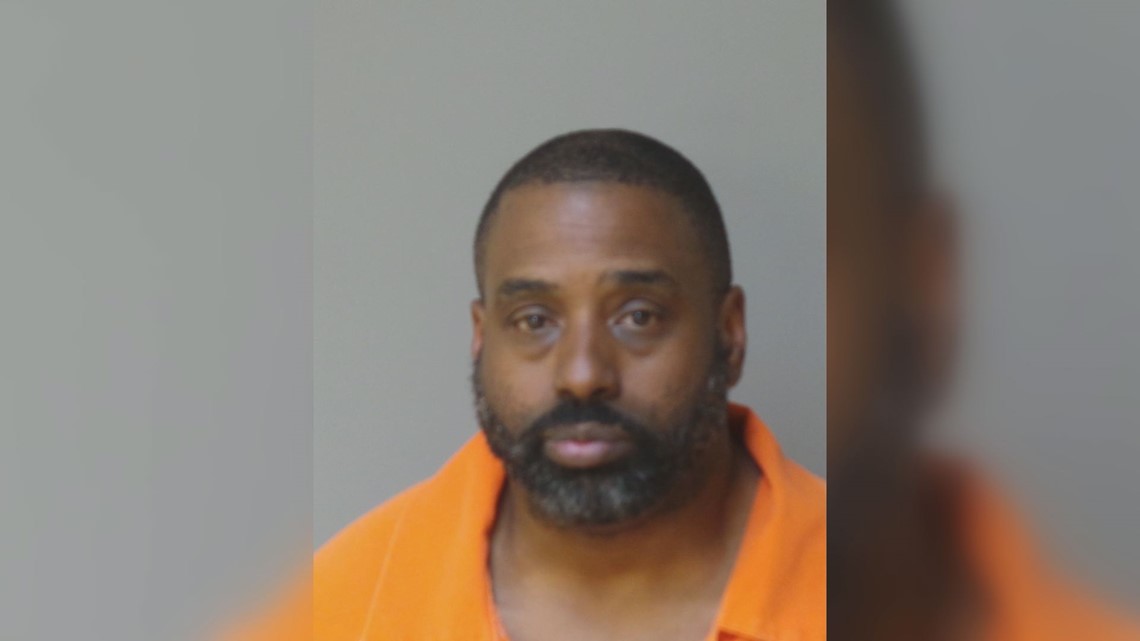 Former assistant principal pleads guilty to statutory rape of student ...