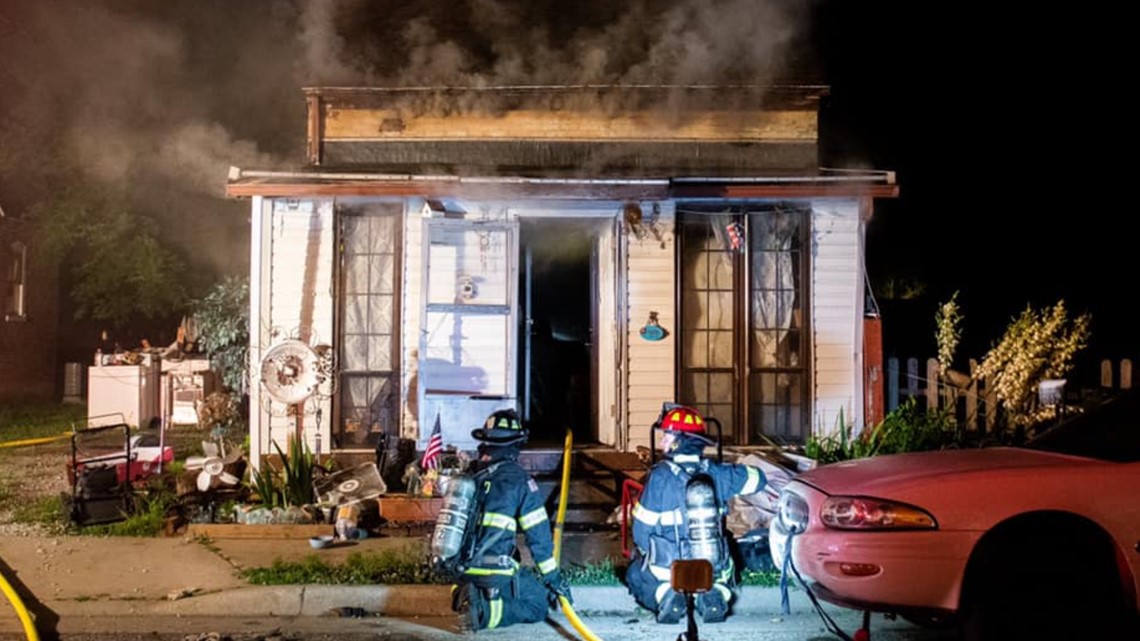 Belleville: Woman rescued after 2 suspicious fires at same home | ksdk.com