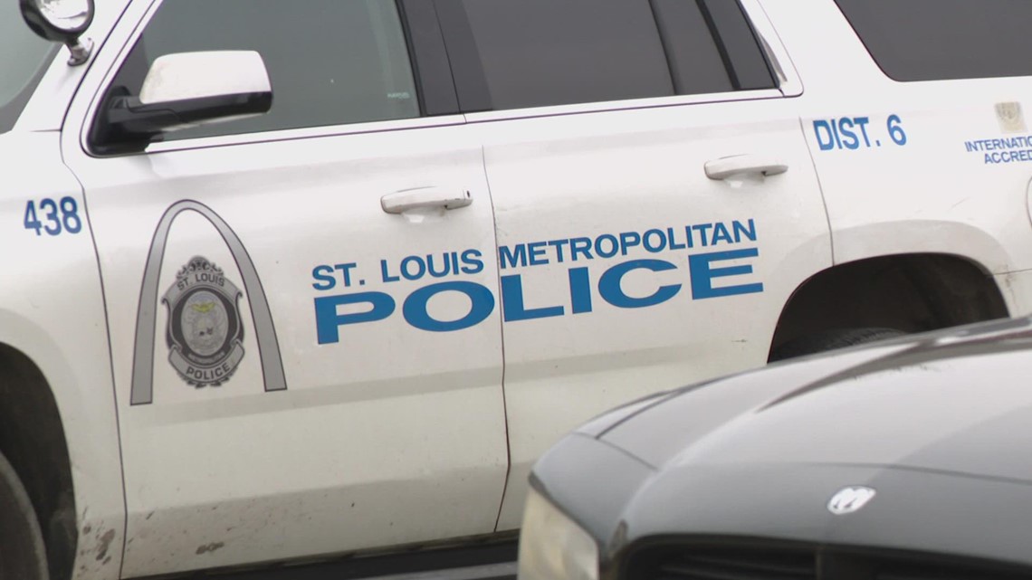 Teens with guns outside St. Louis City Foundry go back to parents ...
