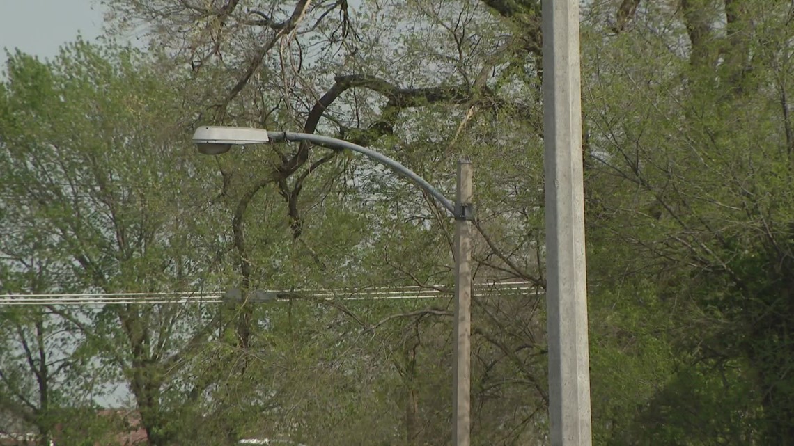 Politician 'livid' over St. Louis neighborhood's lack of lighting ...