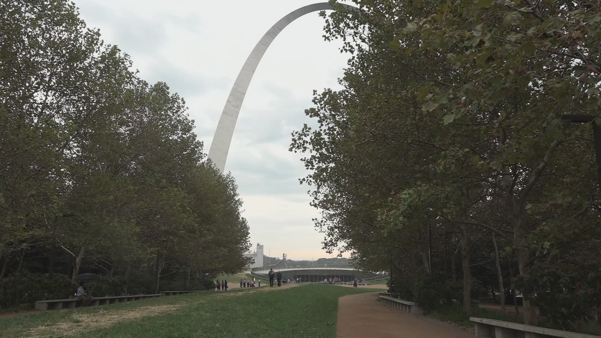 Gateway Arch celebrates 60th anniversary despite government shutdown ...