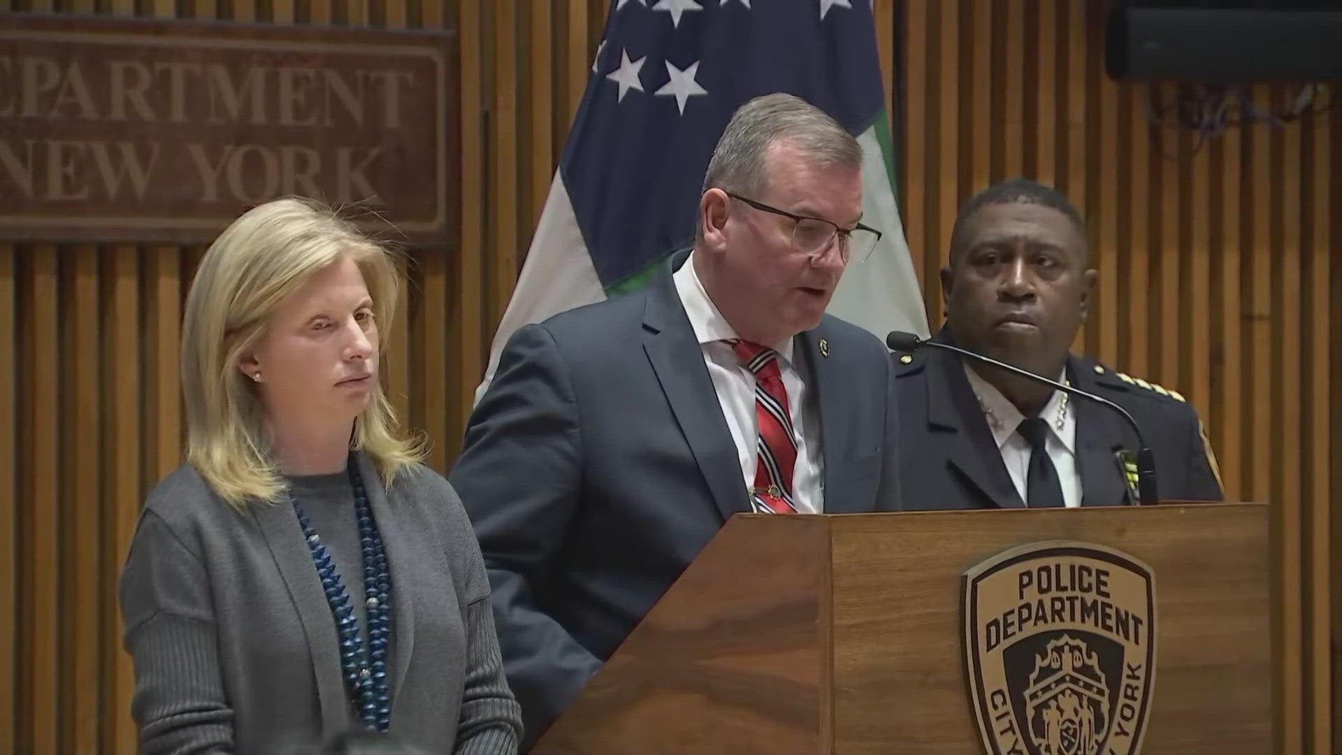 New York police provide update on shooting death of UnitedHealthCare ...